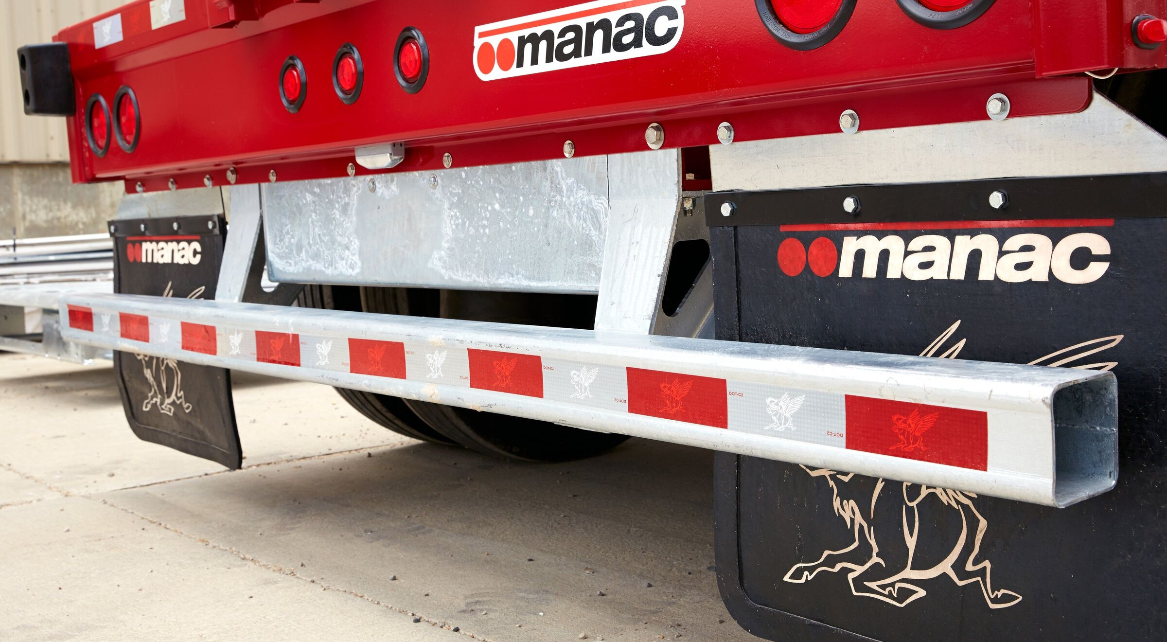 TOUGHWING Steel Drop Deck | Manac