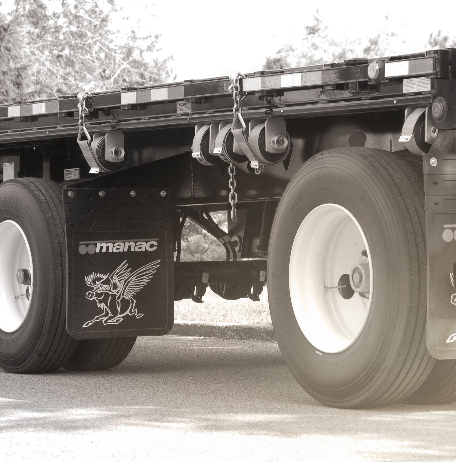 TOUGHWING Steel Flatbed | Manac